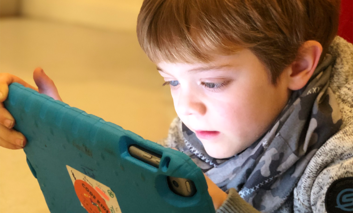 Managing Your Child’s Screen Time - Code Kids Robotics